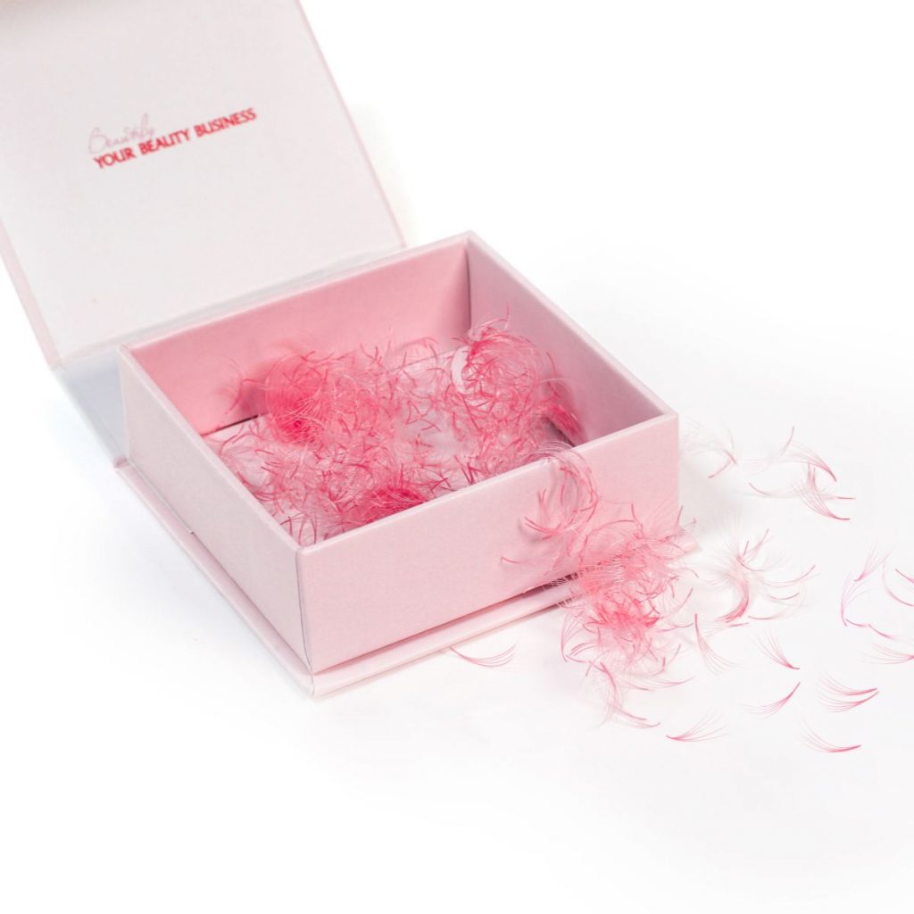 Premade Color Lash Fans: The Art of Self-Expression