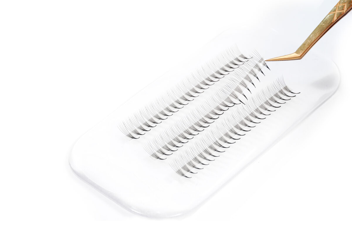 Explore 6 Types Of Eyelash Material: The Pros And Cons Of Each Type.